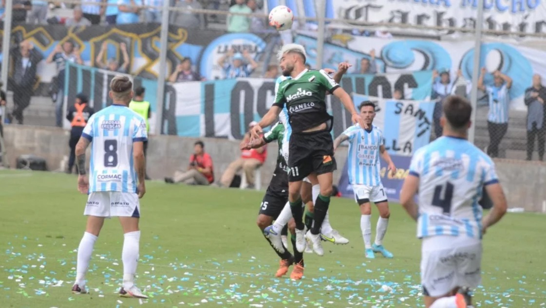 Ascenso Racing De Córdoba Venció A Villa Mitre De Bahía Blanca Por